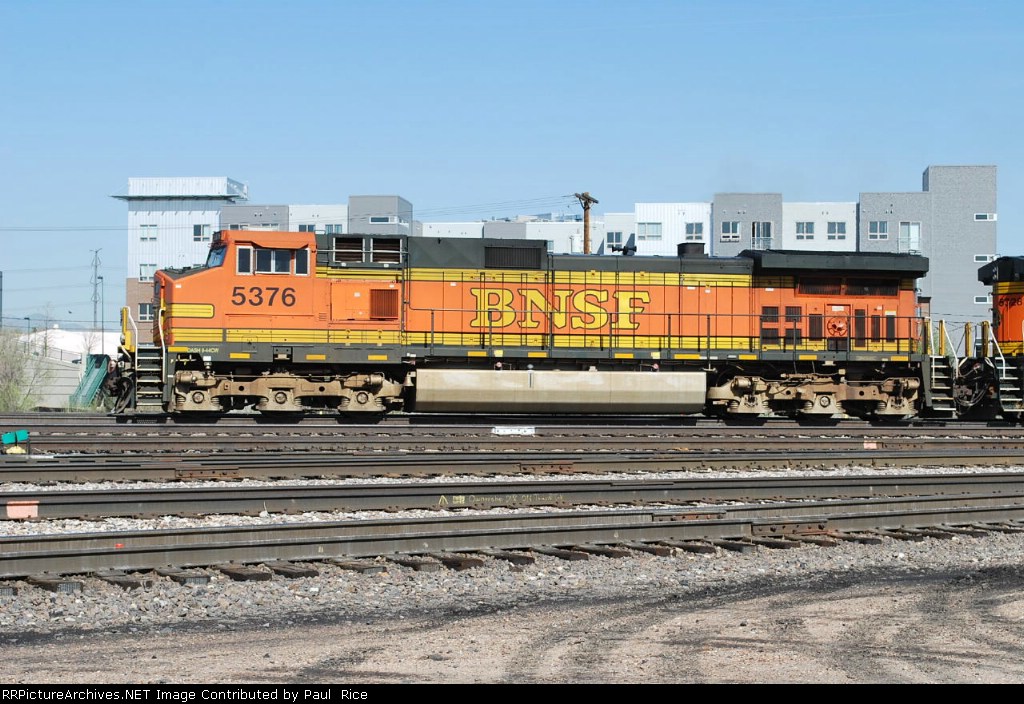 BNSF 5376
